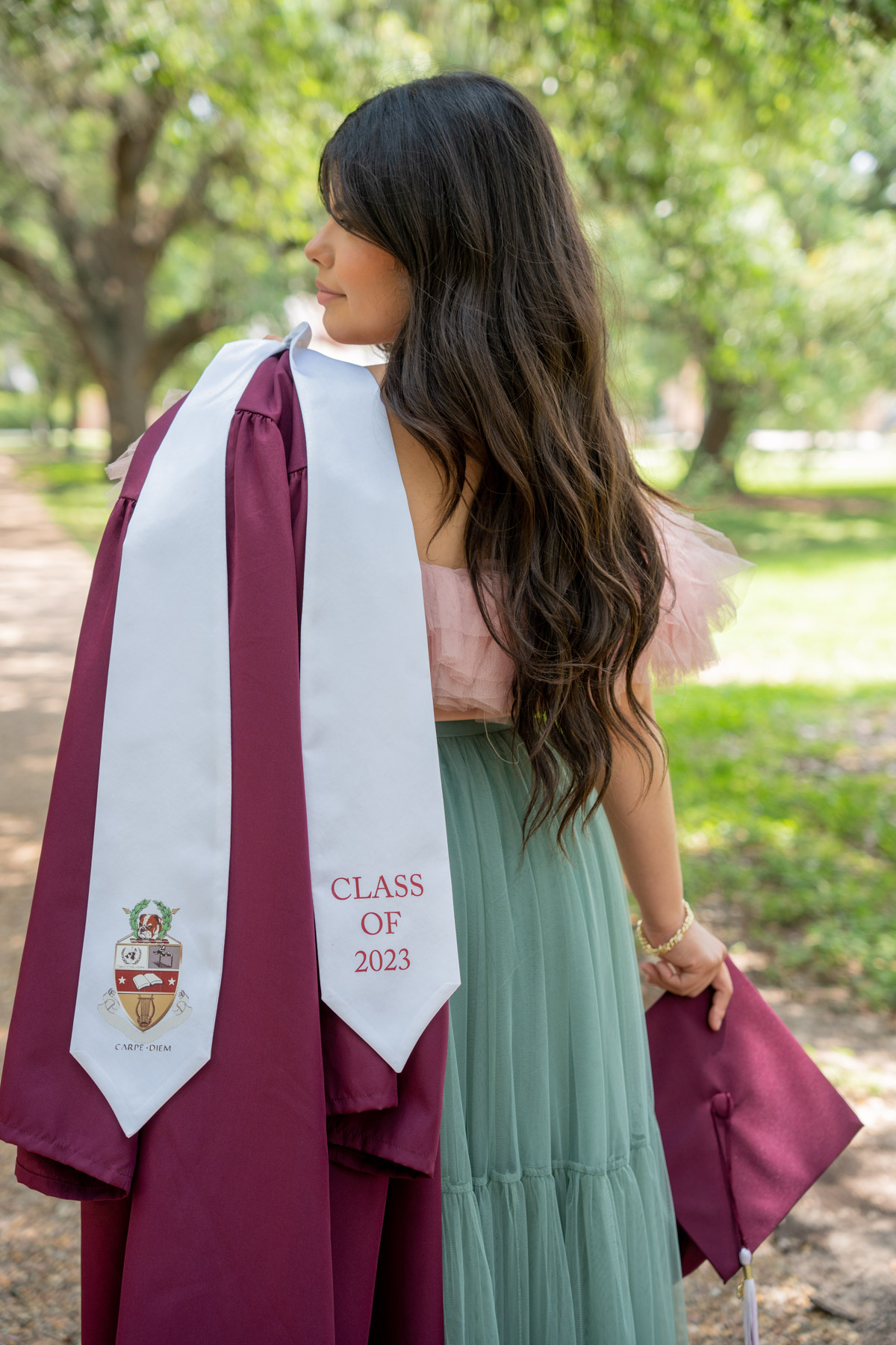 Stand Out: Tips for Unique Outdoor Senior Portraits! - Pixel Studio ...